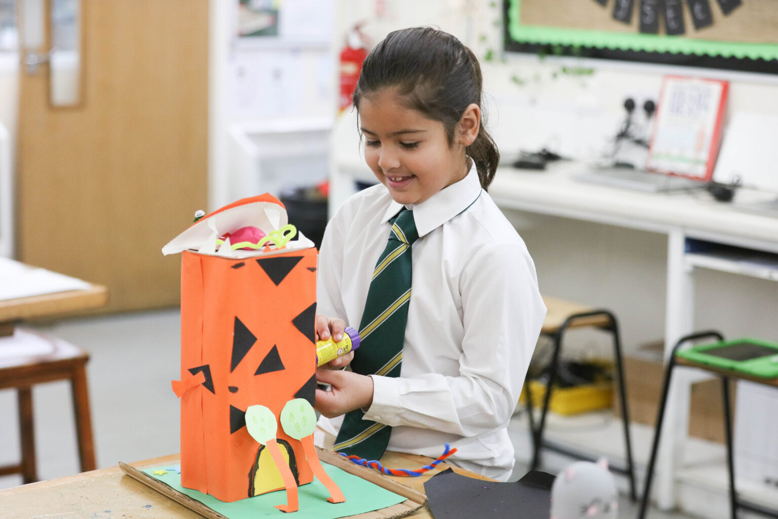 Bringing monsters to life with pneumatics - Richmond House School